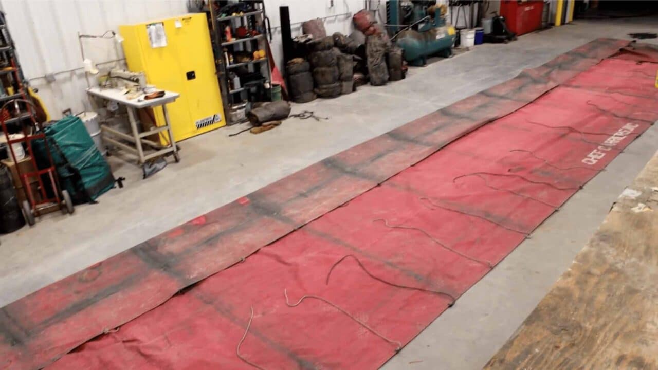 How To Roll Up a Side Kit Tarp - Chief Carriers