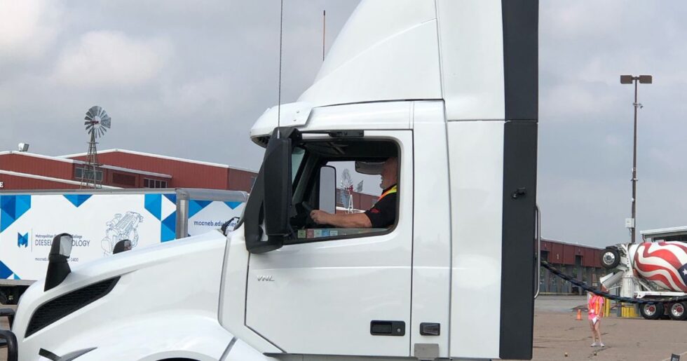 Truck Freight Rates: Understanding The Economics of Trucking